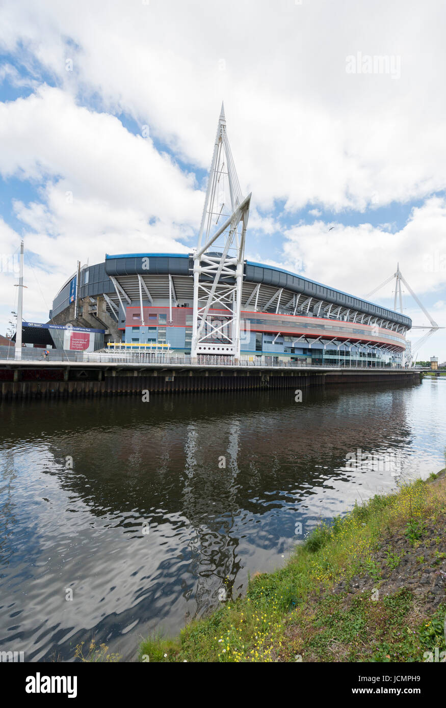 Principality stadium cardiff wales hi-res stock photography and images ...