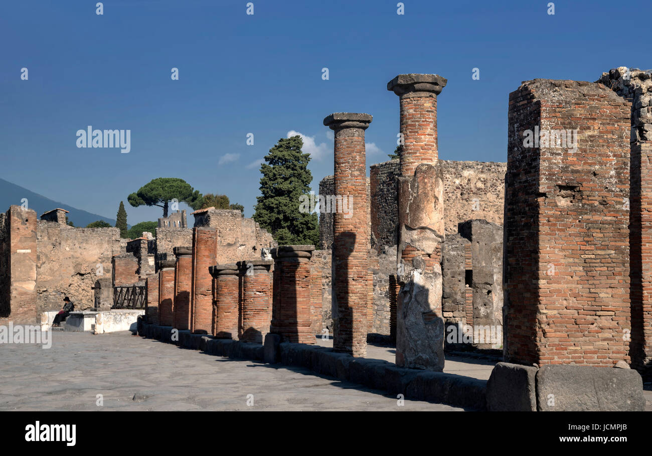 View of Pompei Ruins Naples,Italy Stock Photo - Alamy
