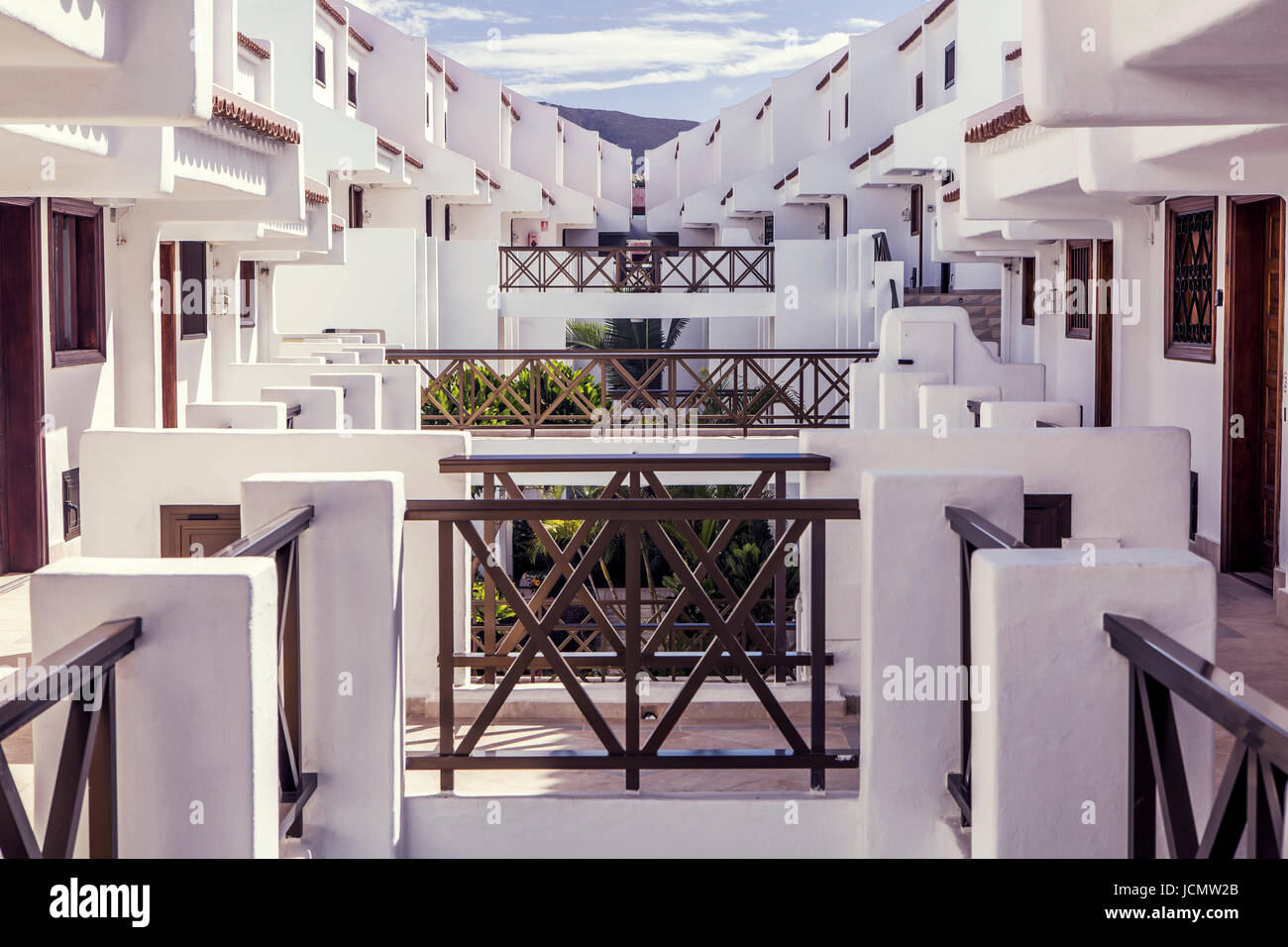 Complex symmetry hi-res stock photography and images - Alamy