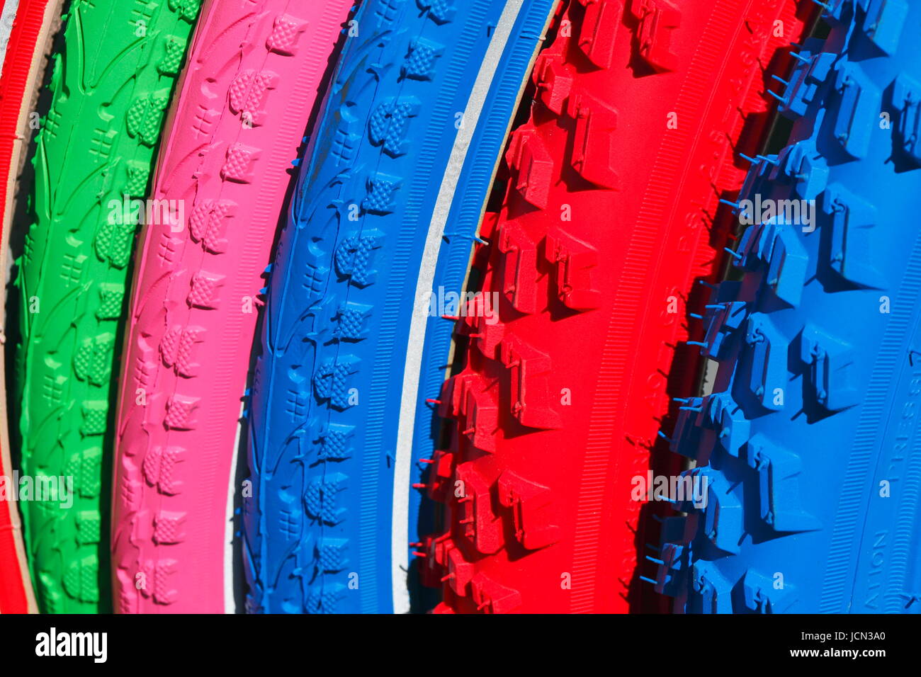 Bicycle tires hi-res stock photography and images - Alamy