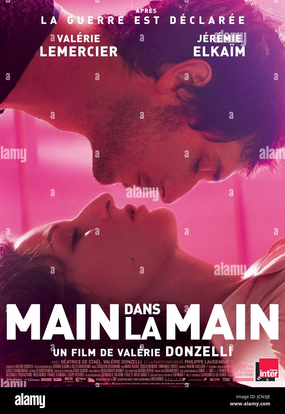 Main dans la Main Stock Photo - Alamy