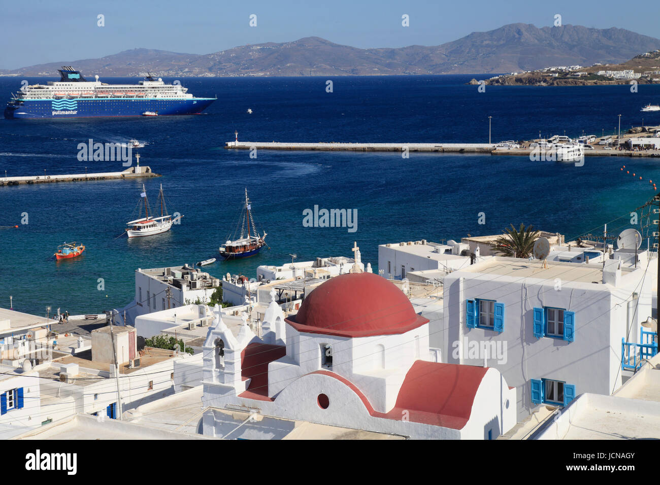 Greece, Cyclades, Mykonos, Hora, harbour, ships, boats Stock Photo - Alamy