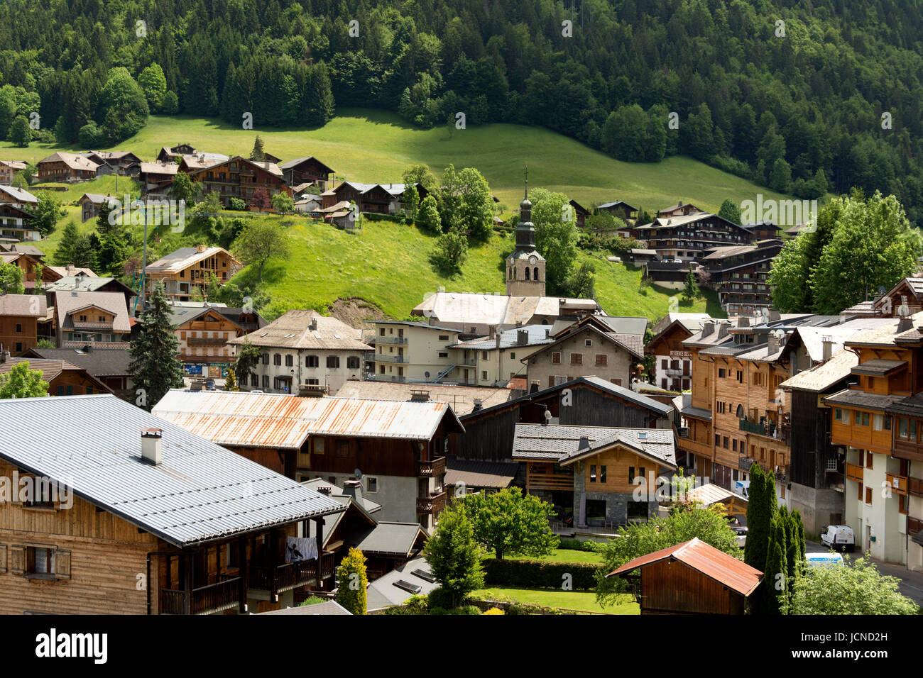 Morzine hi-res stock photography and images - Alamy