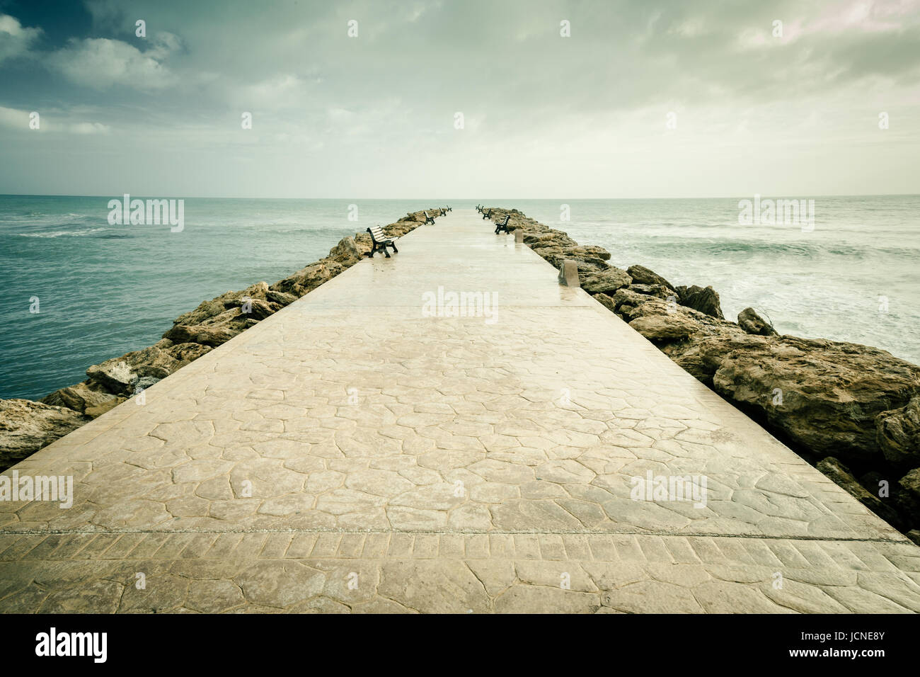 Long beach bench hi-res stock photography and images - Alamy