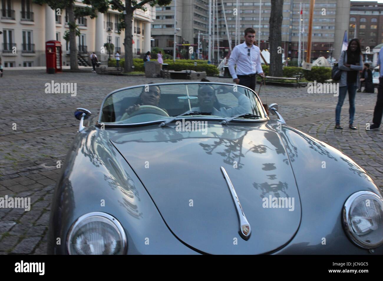 The unveiling of the first driver less delivery car ....The Academy of ...