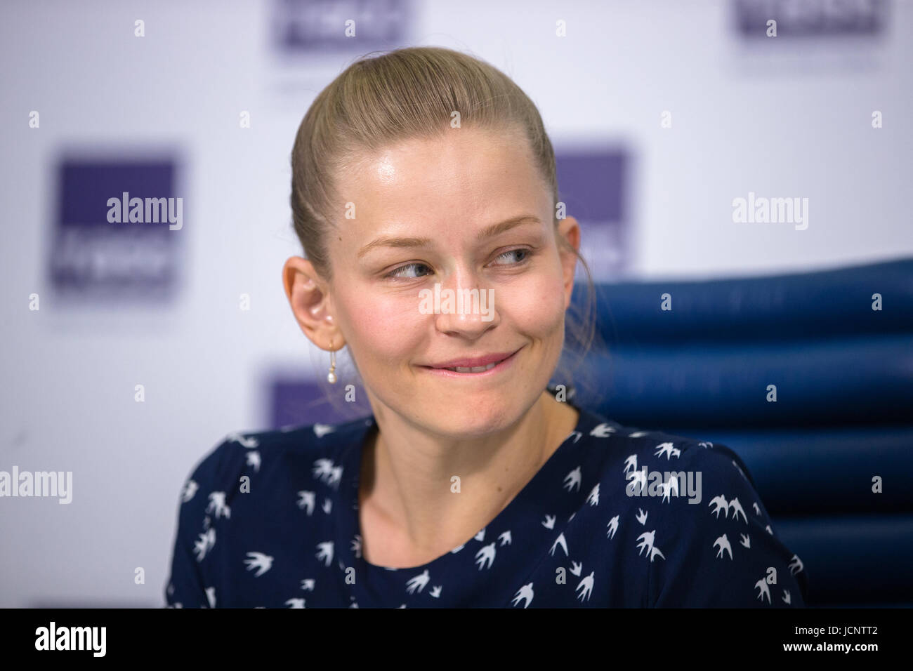 Yulia peresild hi-res stock photography and images - Alamy