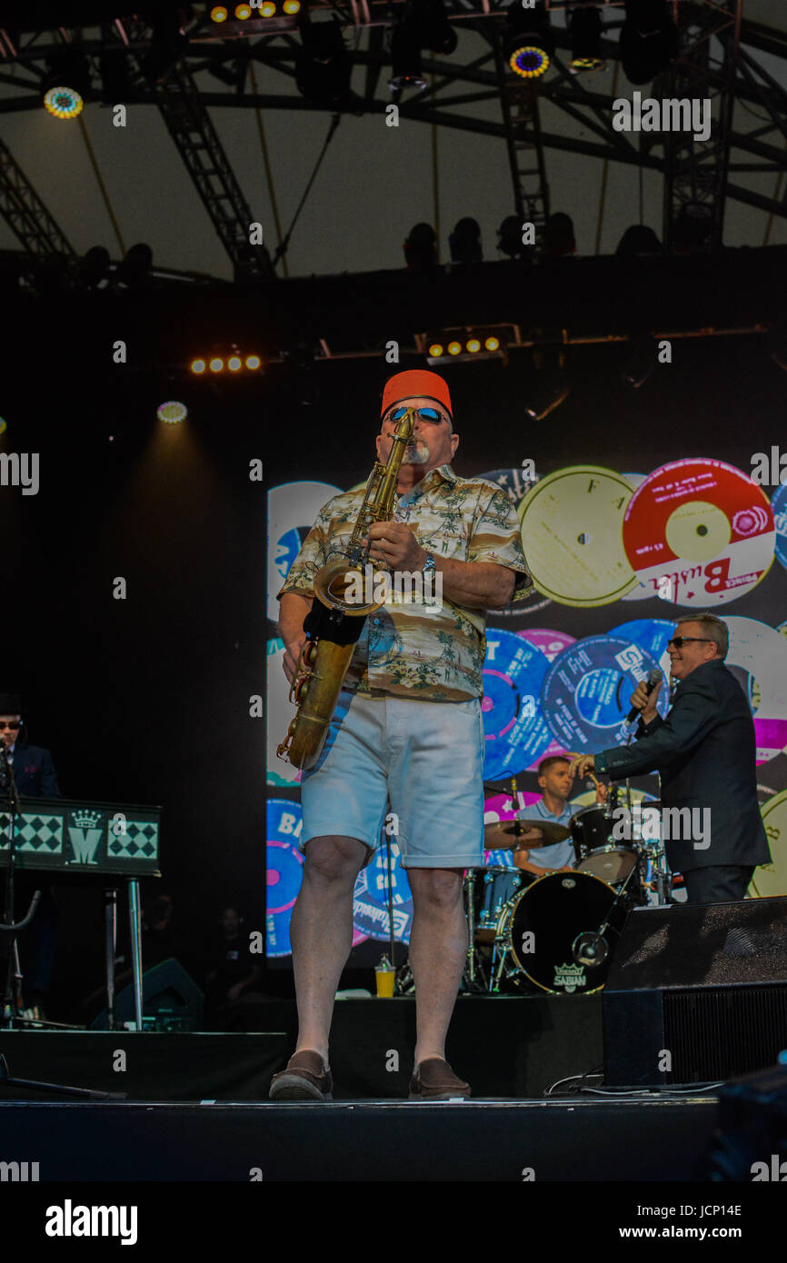 Eden concert hi-res stock photography and images - Alamy