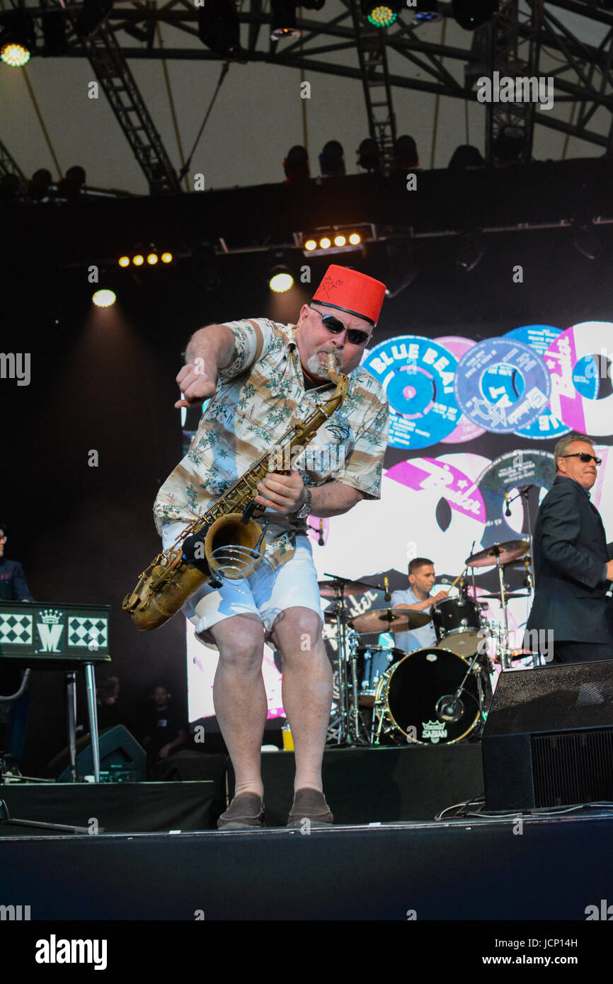 Eden concert hi-res stock photography and images - Alamy