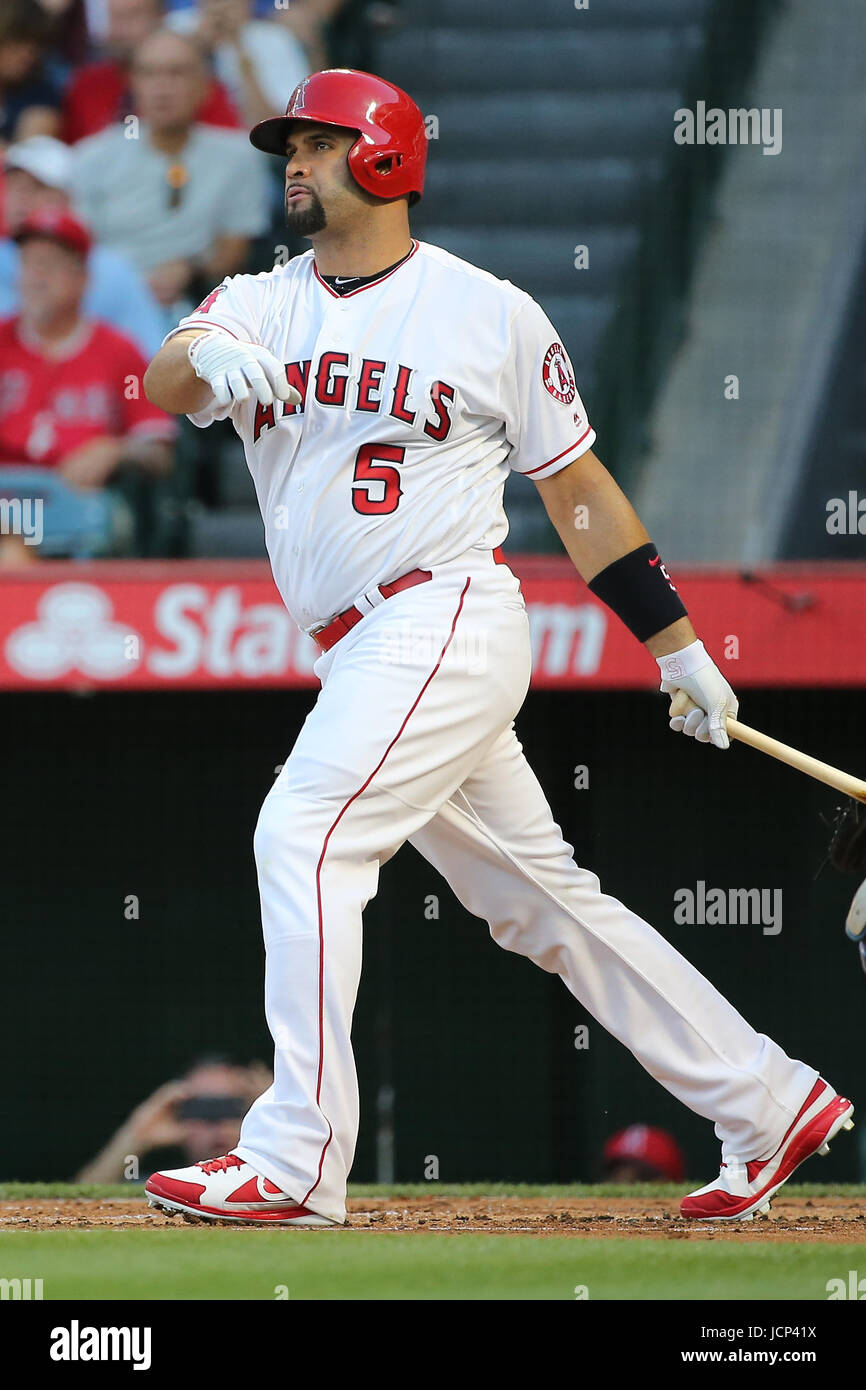 Los Angeles, California, USA. 16th June, 2017. Los Angeles Angels ...