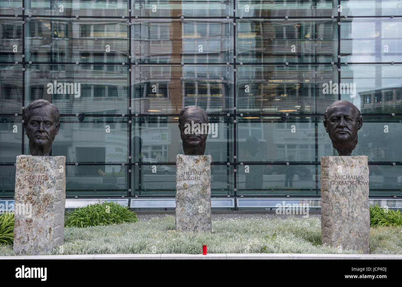 Berlin, Germany. 16th June, 2017. The bronze busts of former US ...