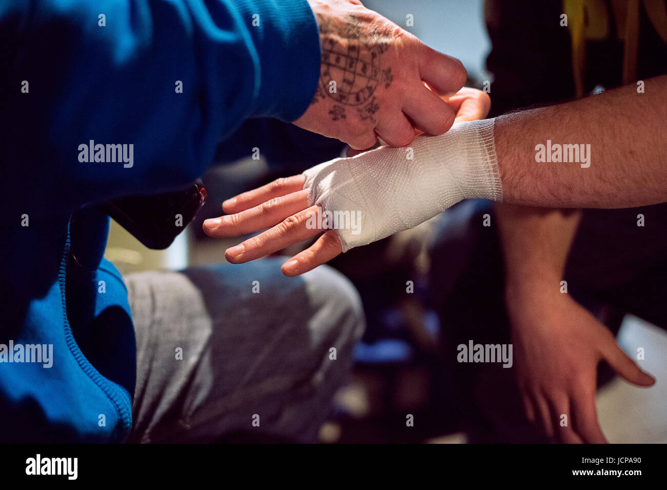 Mma fighter hi-res stock photography and images - Alamy