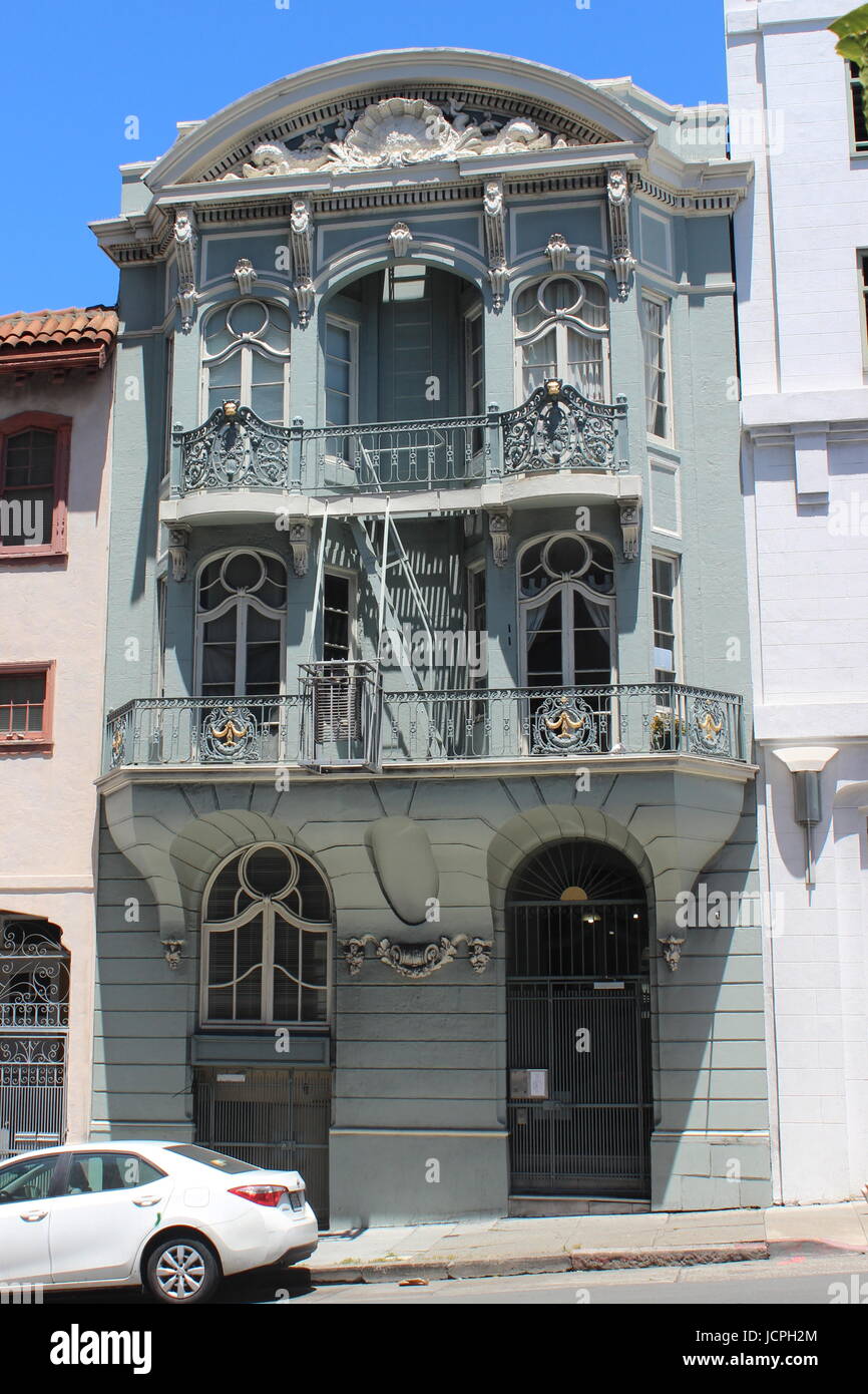 French Beaux-Arts Flats, Lower Nob Hill, San Francisco, California ...