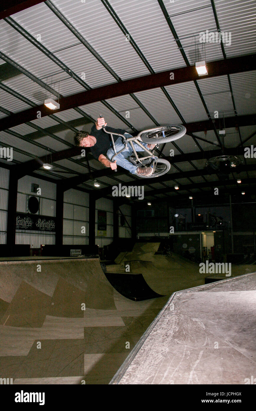 A BMXer does a trick at Aberdeen skate park Stock Photo - Alamy
