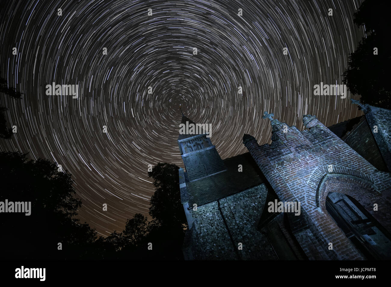 meesden church night time star trails long exposure photography essex ...