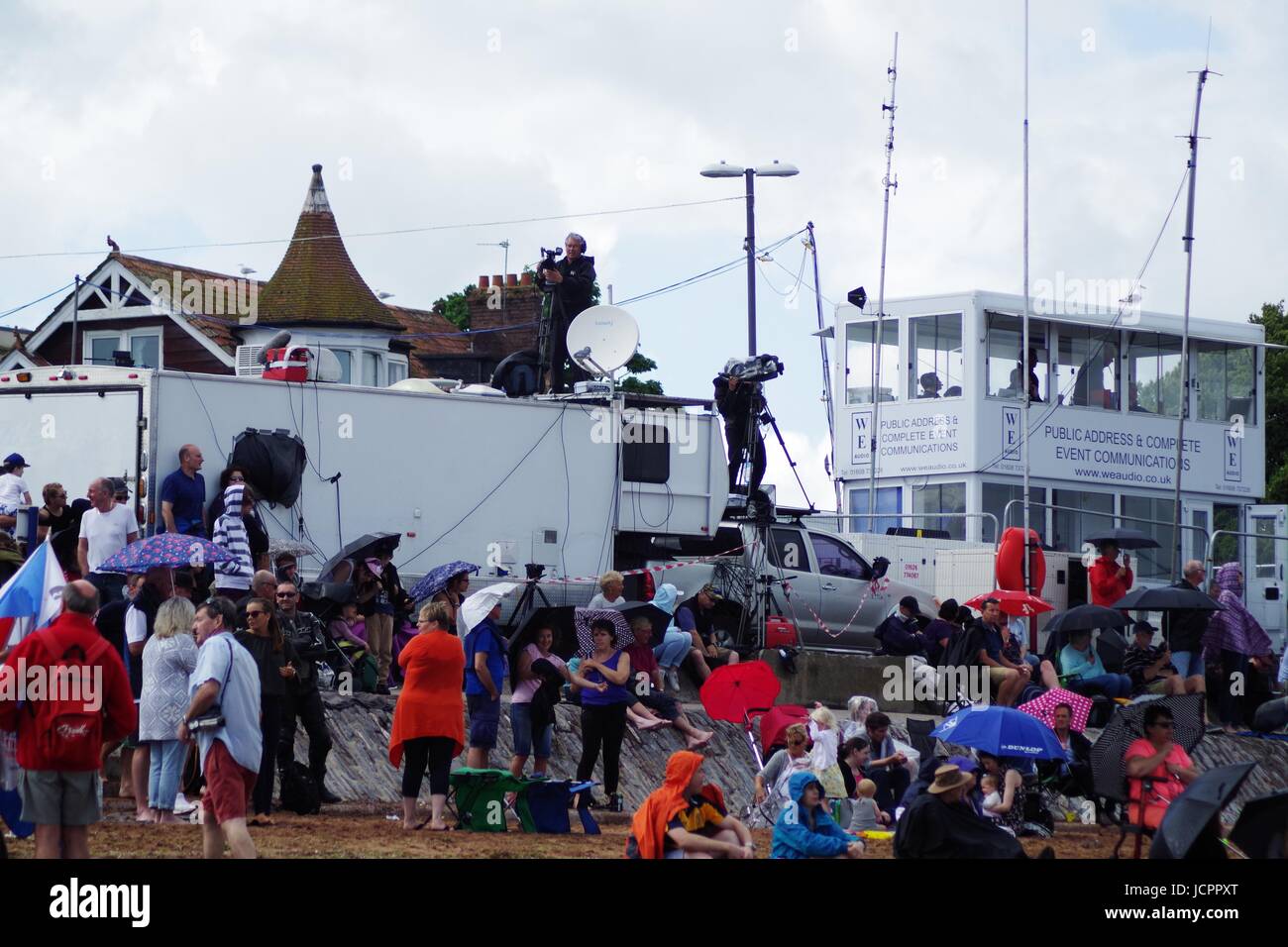 Uk commentators hi-res stock photography and images - Alamy