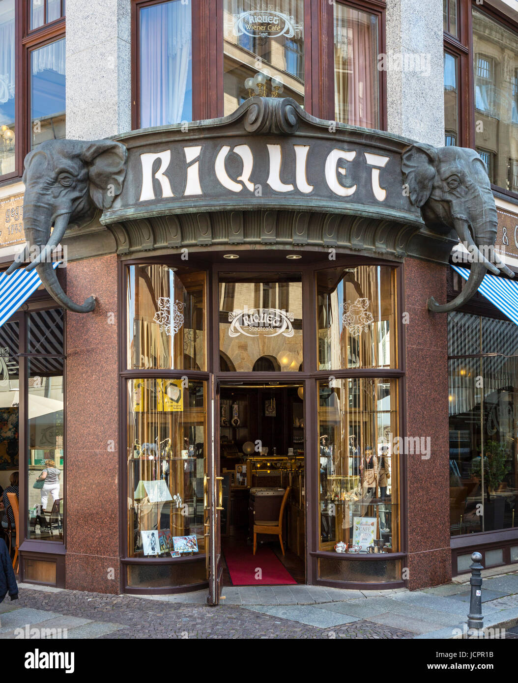 Leipzig germany cafe riquet leipzig hi-res stock photography and images ...