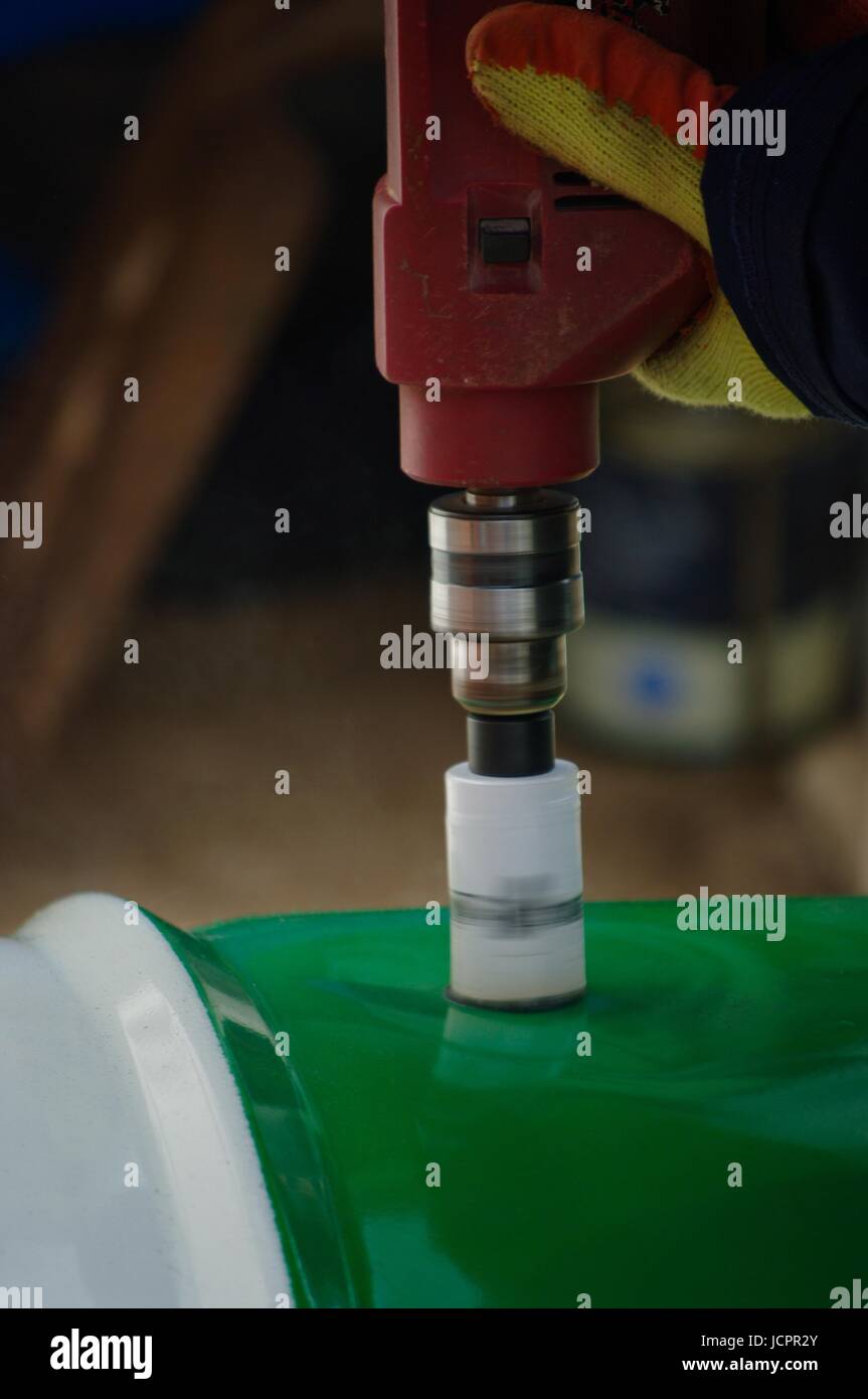 Oil drum bbq hi-res stock photography and images - Alamy