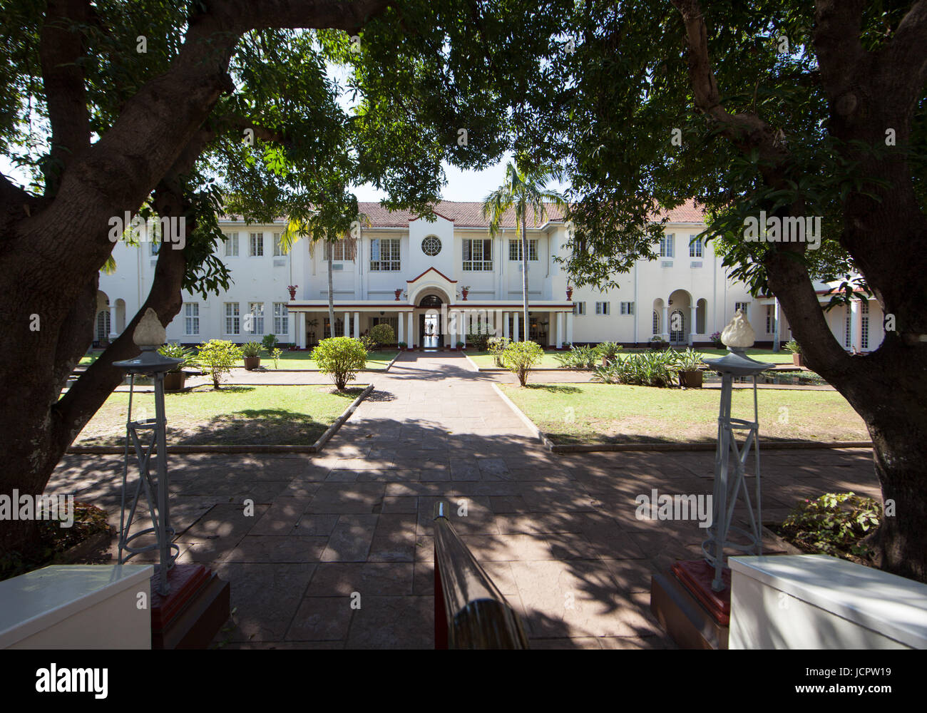 Trees span over the courtyard of Victoria Falls Hotel in Zimbabwe Stock ...