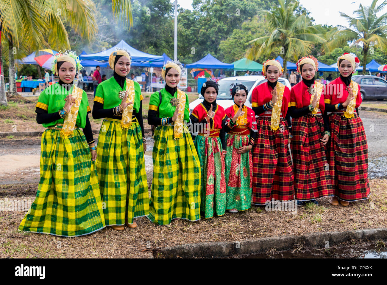 Gathering of the various karazan groups in the area of Sipitang as they ...