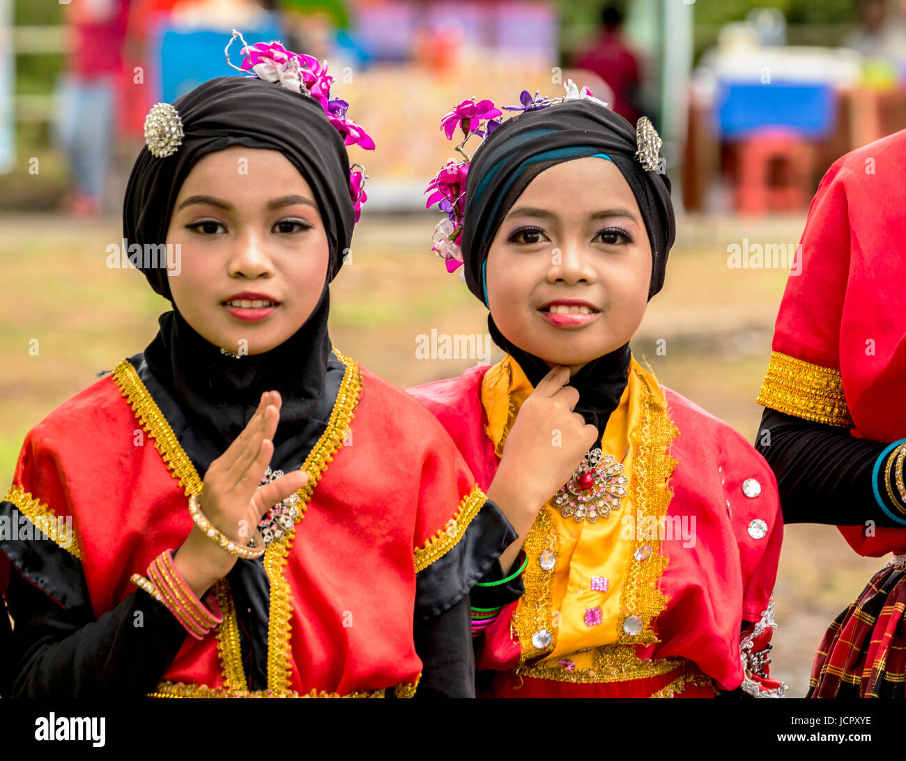 Gathering of the various karazan groups in the area of Sipitang as they ...