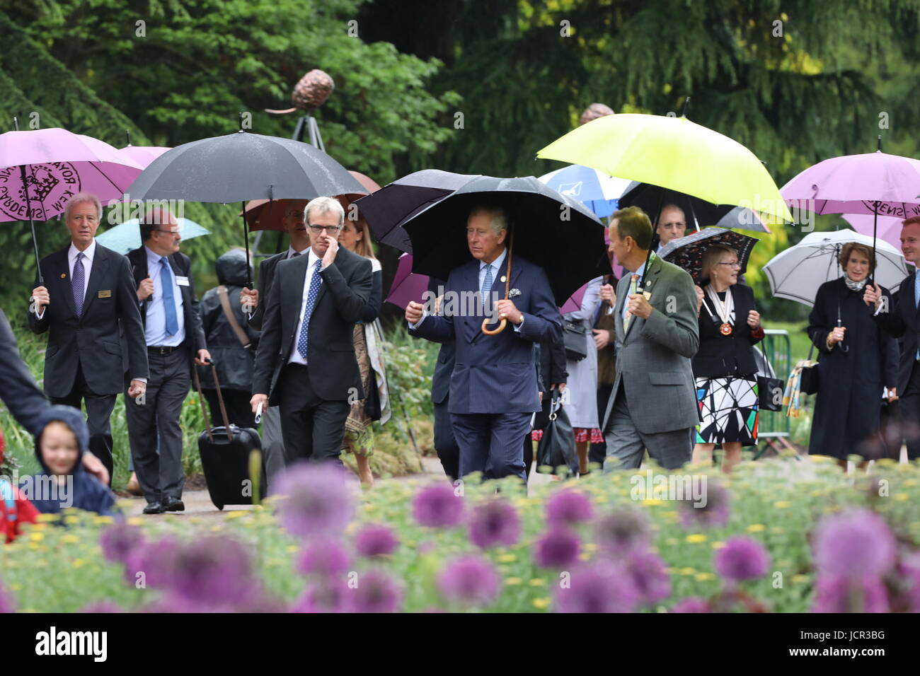 Great broad walk borders royal botanic gardens hi-res stock photography ...