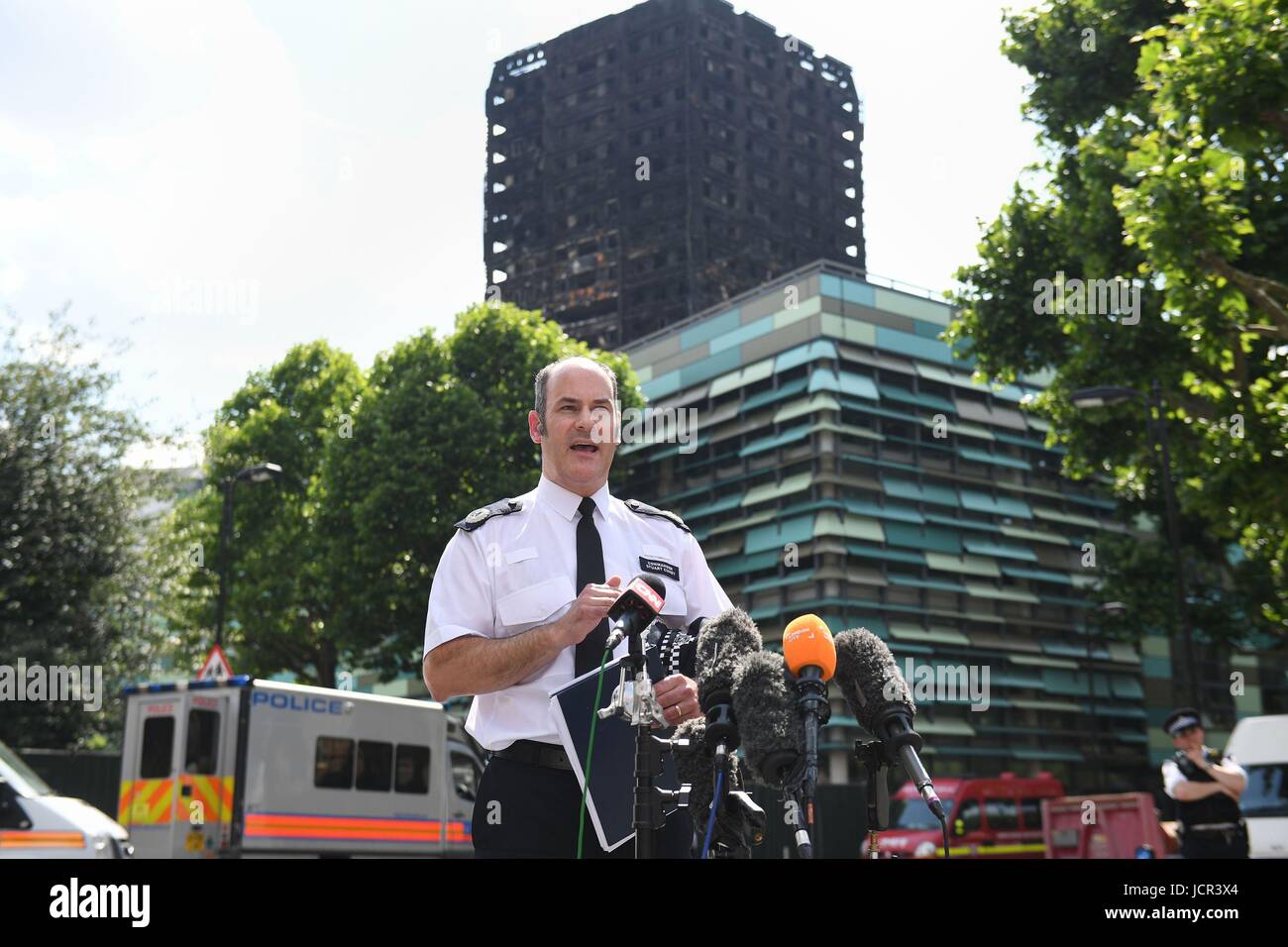 Metropolitan police commander stuart cundy hi-res stock photography and ...