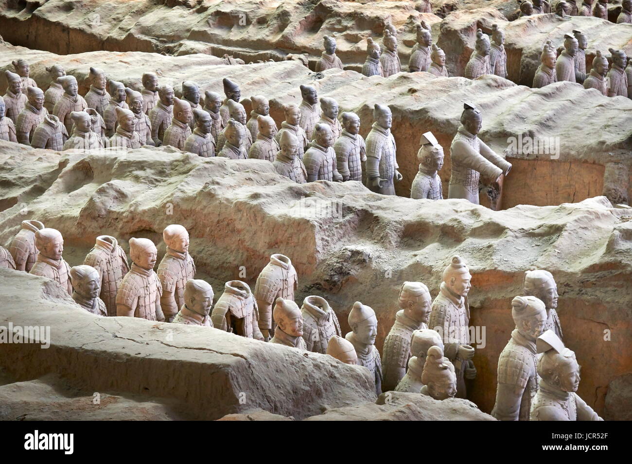 Chinese terracotta army statues hi-res stock photography and images - Alamy