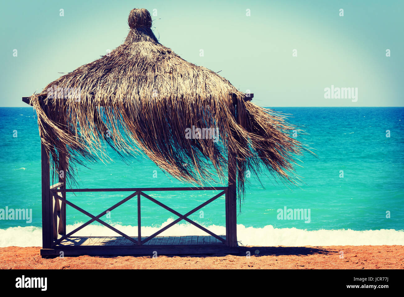 Rest shack on tropical beach on the shore of the ocean Stock Photo - Alamy