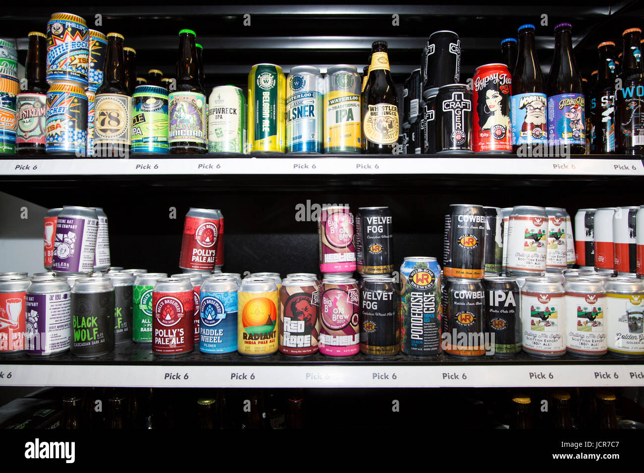 Craft beer cans hi-res stock photography and images - Alamy