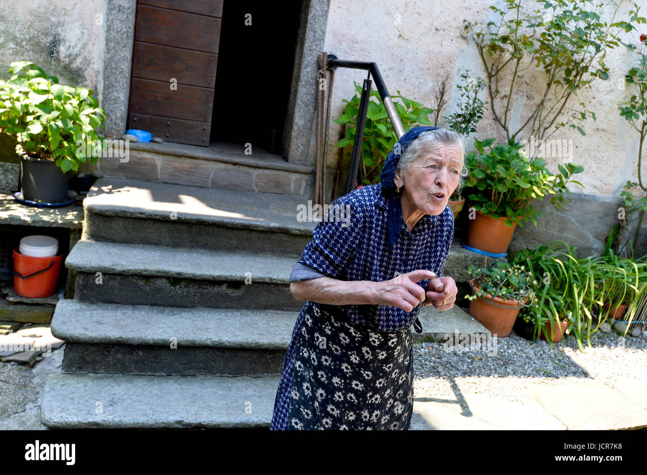 Pilgrimage of fat in Italy before his home Stock Photo - Alamy