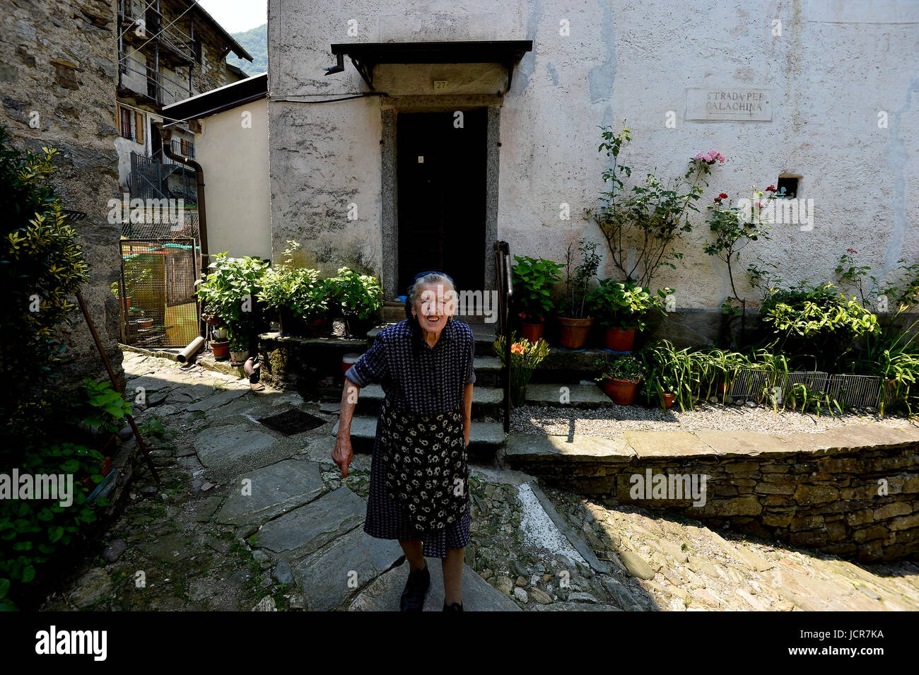 Pilgrimage of fat in Italy before his home Stock Photo - Alamy