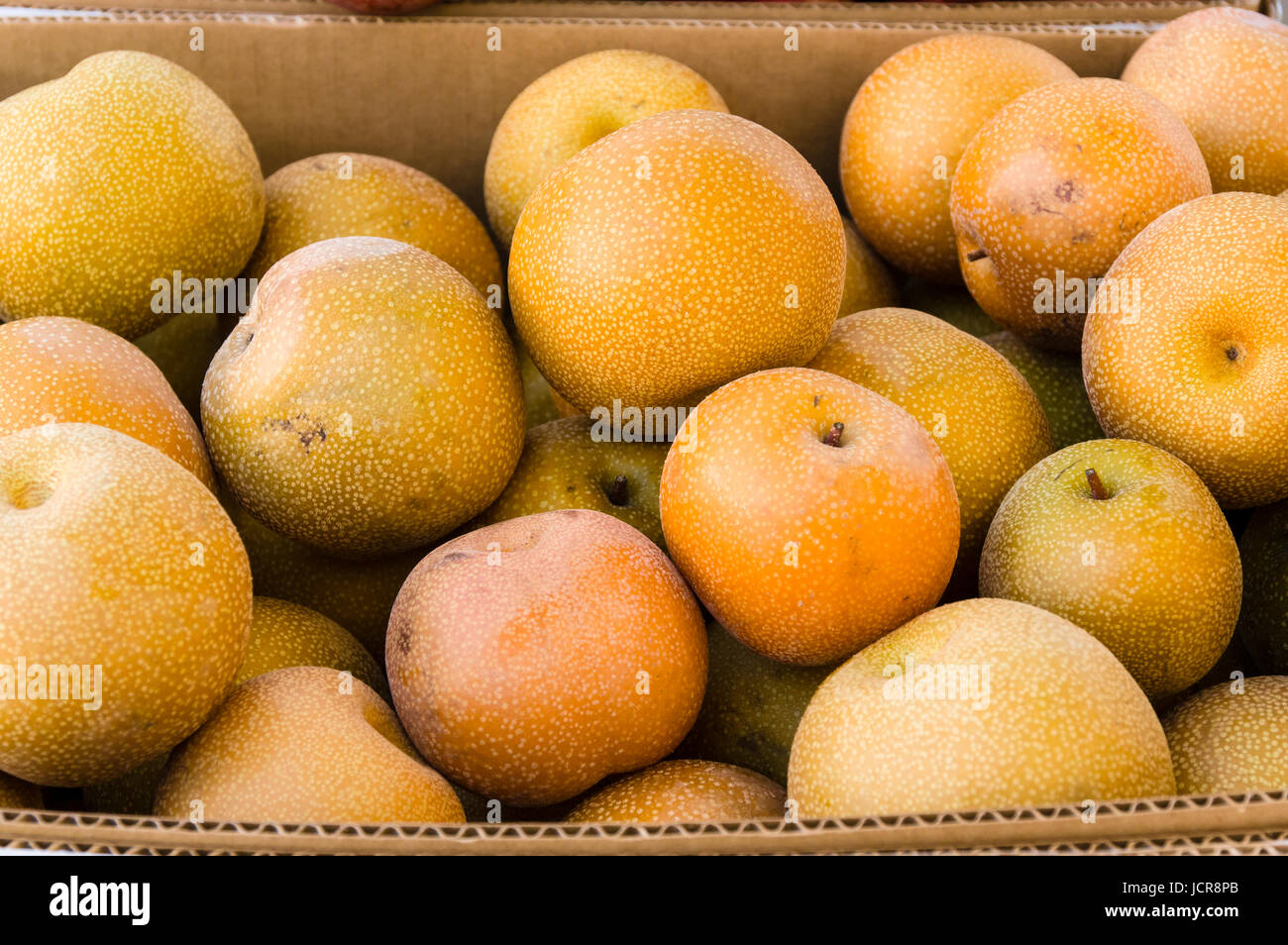 Farmers market produce box hi-res stock photography and images - Alamy