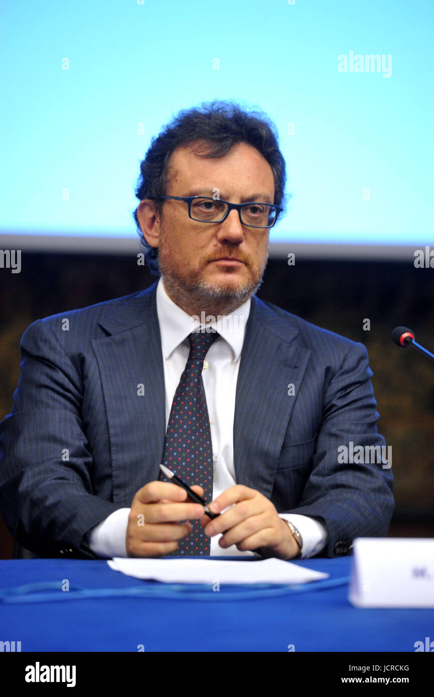 Mario agnes hi-res stock photography and images - Alamy