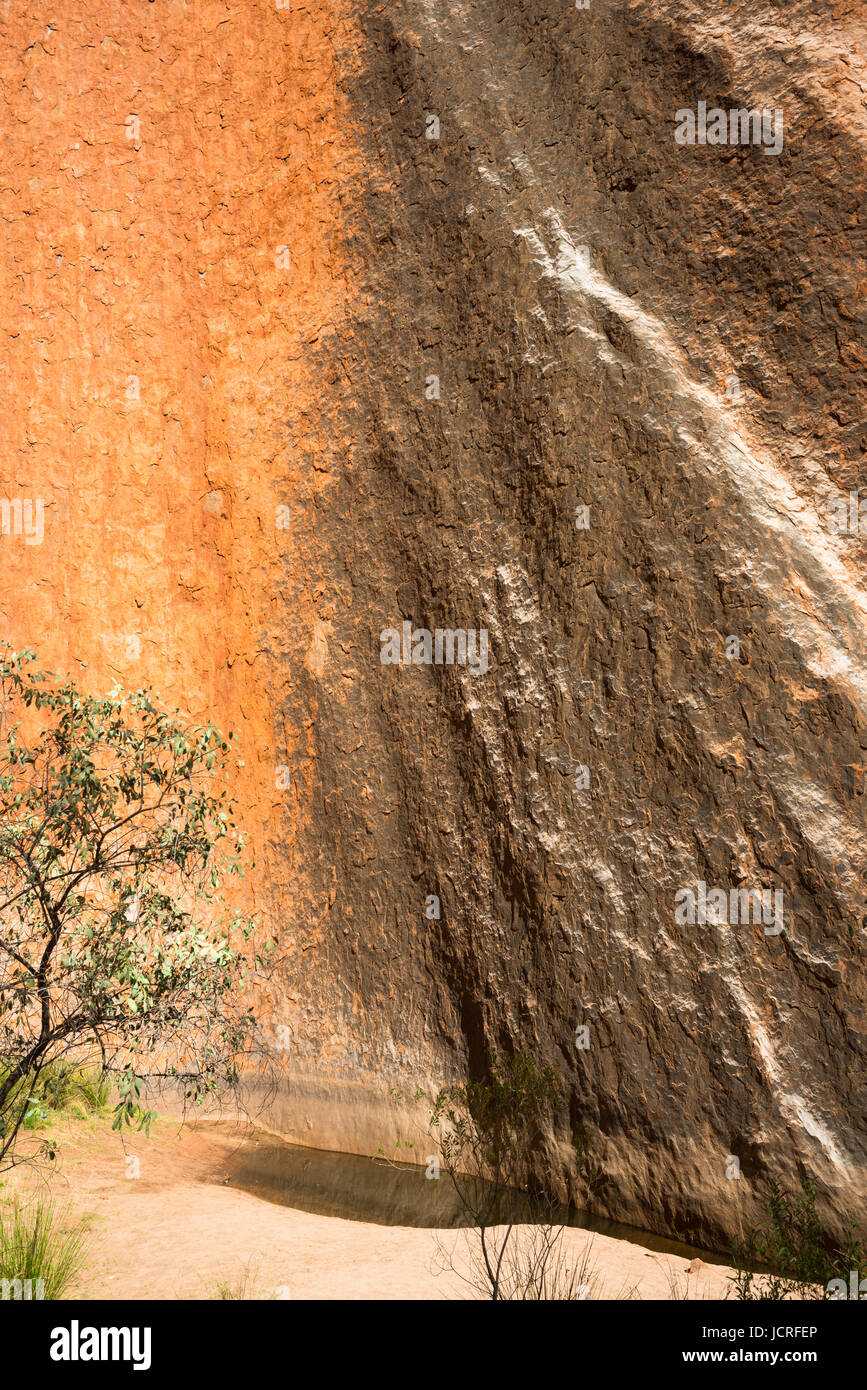 Unusual view of uluru hi-res stock photography and images - Alamy