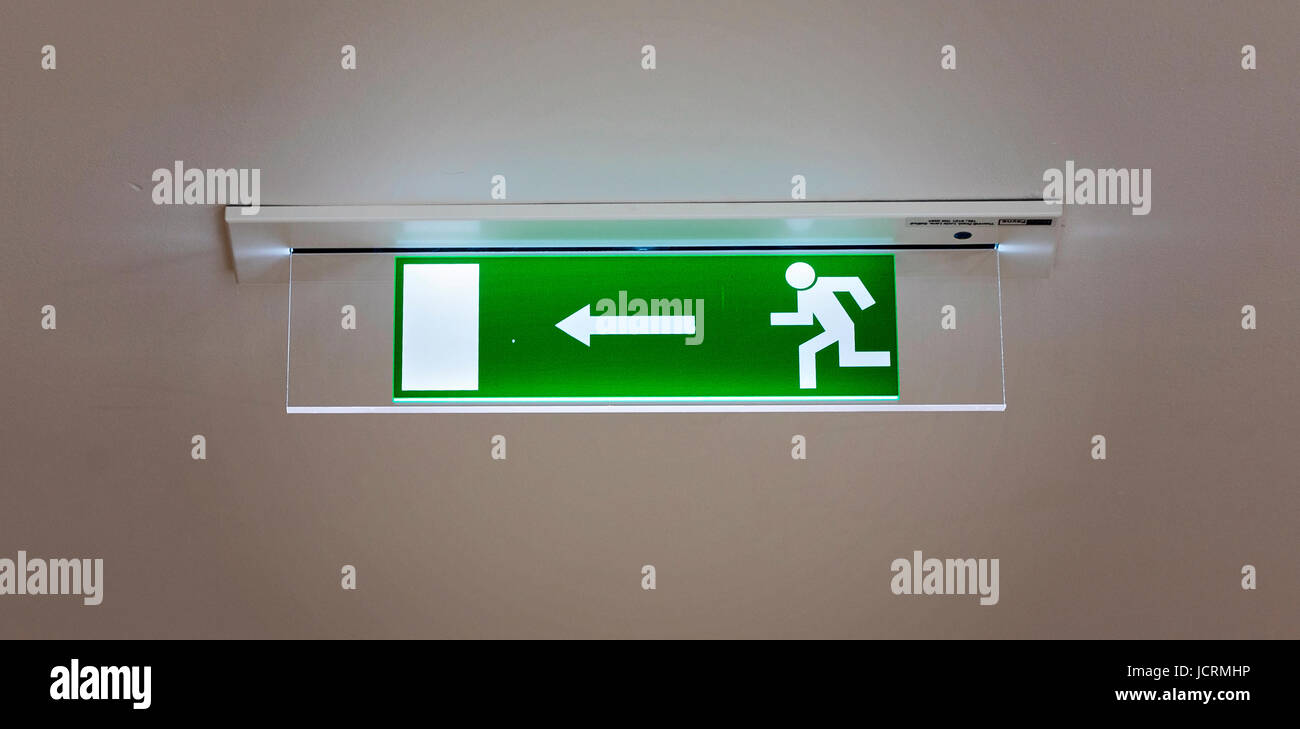 Fire exit door signage hi-res stock photography and images - Alamy