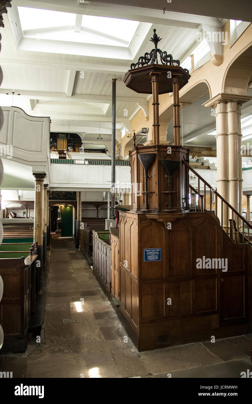 3 decker pulpit hi-res stock photography and images - Alamy