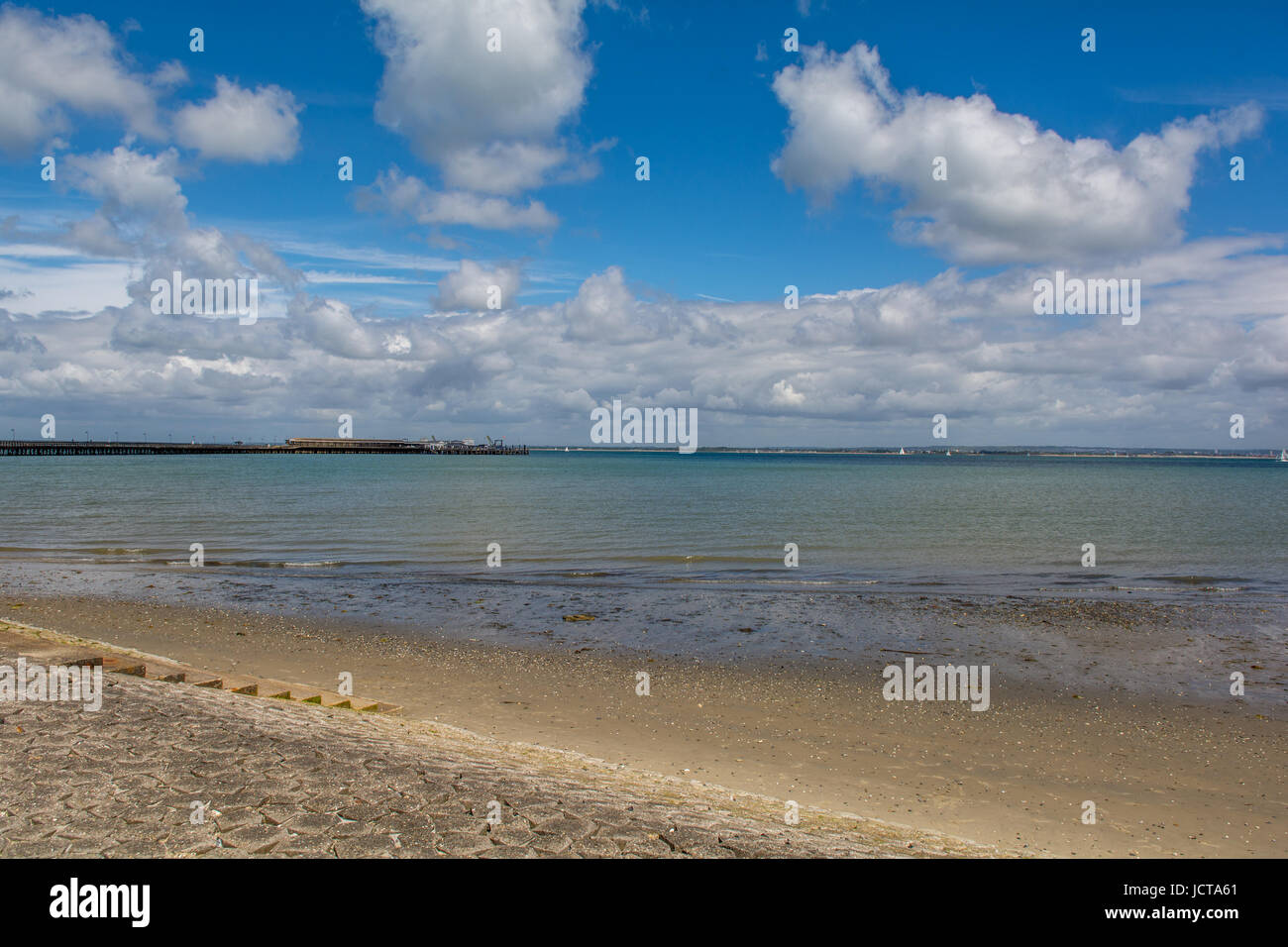 Ryde Beach Isle of Wight Stock Photo - Alamy