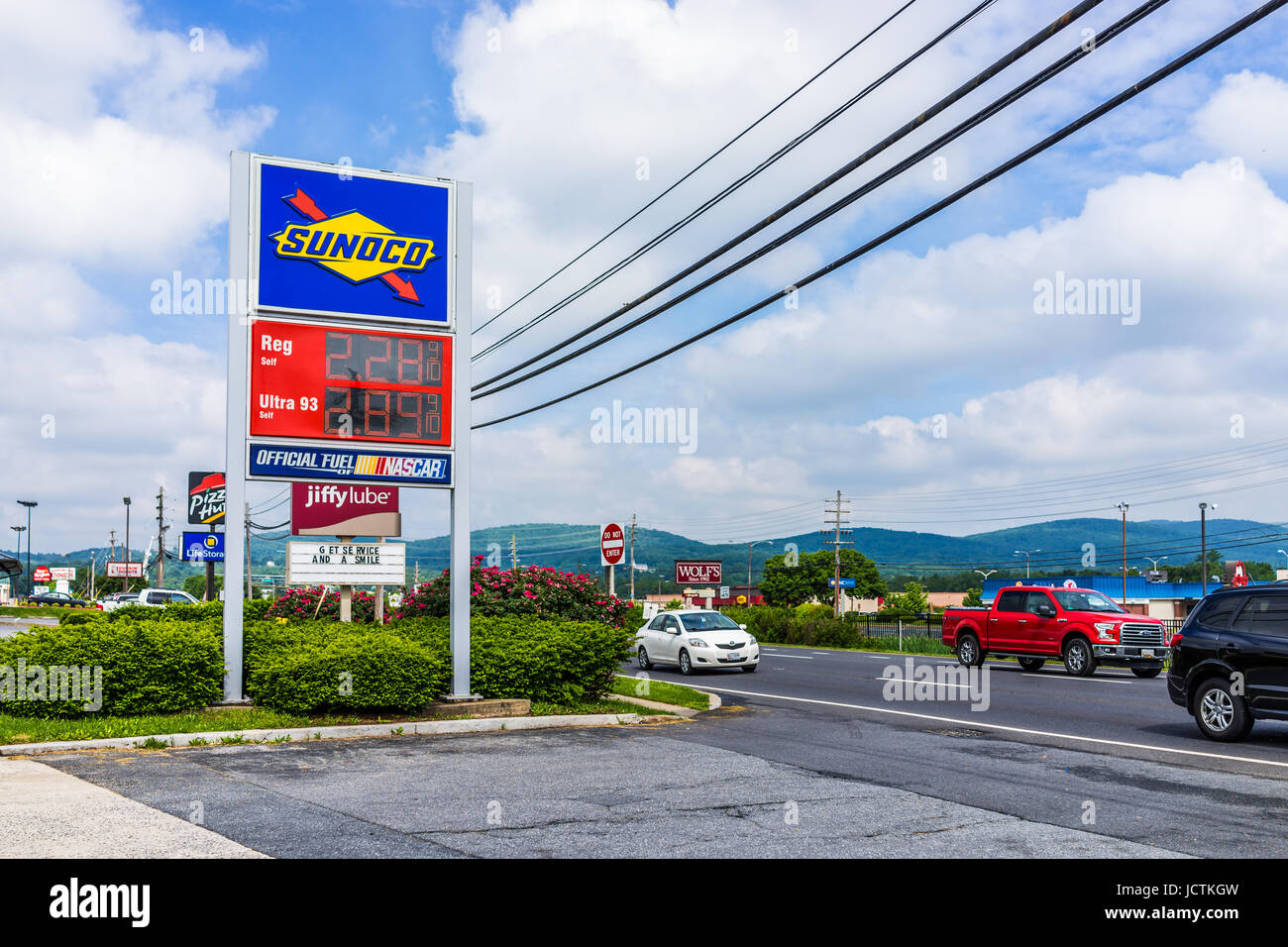 Sunoco gas station hi-res stock photography and images - Alamy