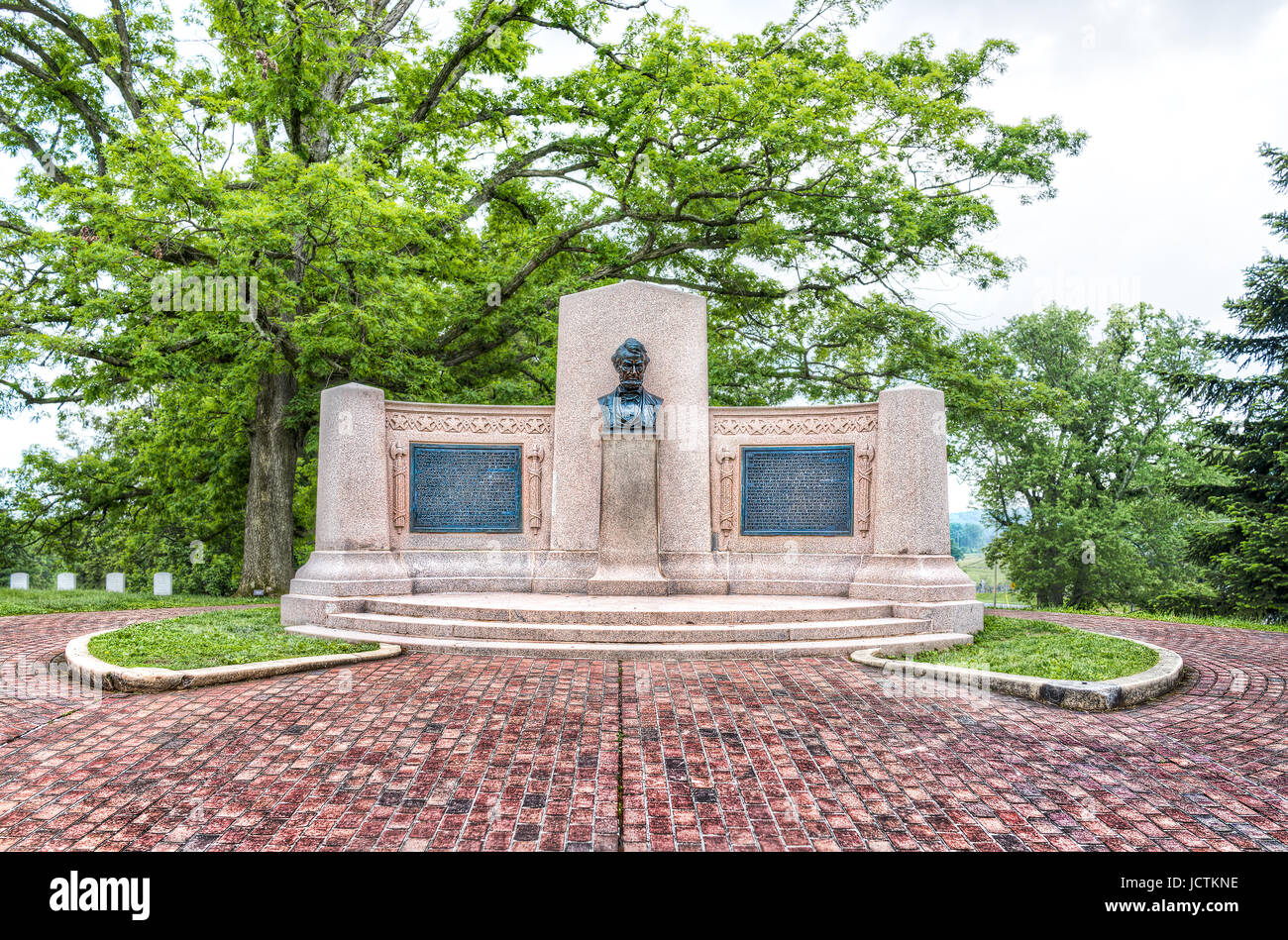 Lincoln statue gettysburg hi-res stock photography and images - Alamy