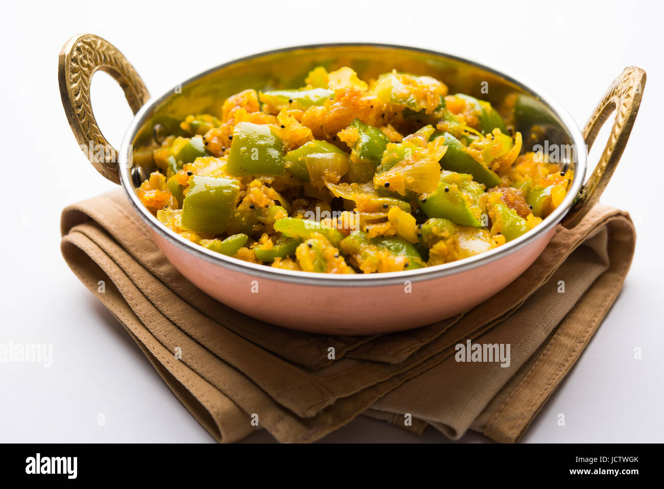 Shimla mirch sabji hi-res stock photography and images - Alamy