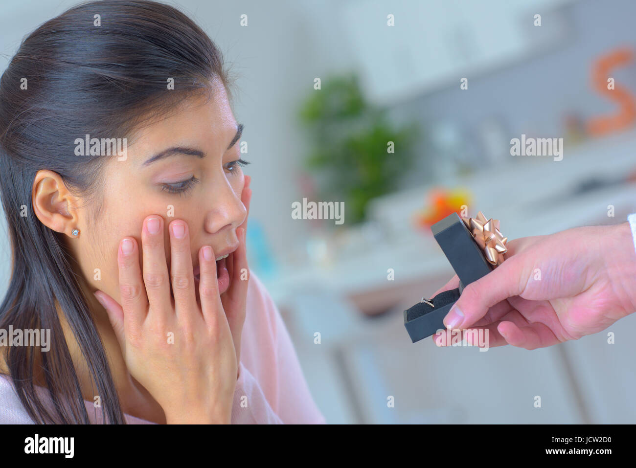 Engagement ring box restaurant hi-res stock photography and images - Alamy
