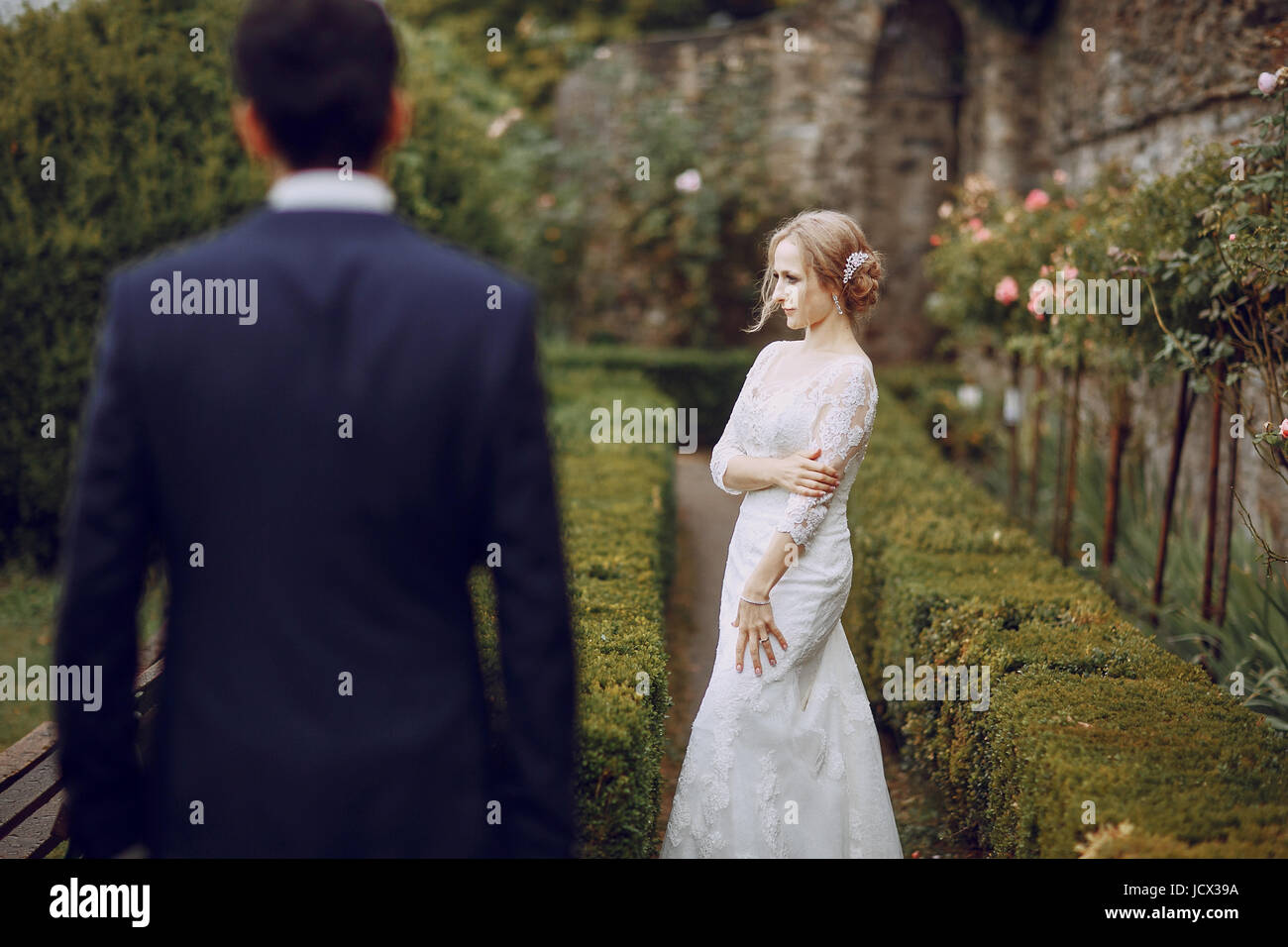 Black tie event walking hi-res stock photography and images - Alamy