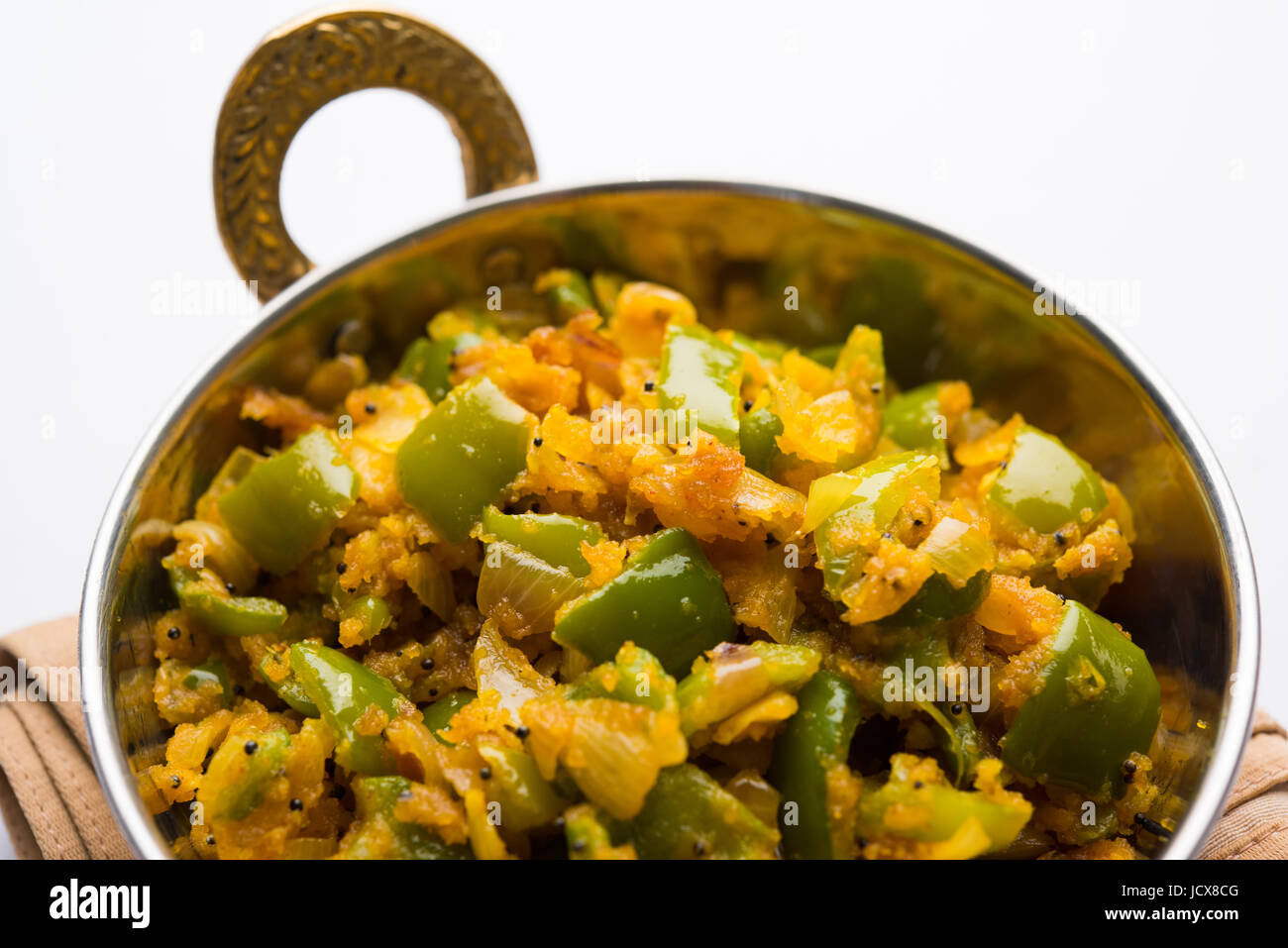 Shimla mirch sabji hi-res stock photography and images - Alamy