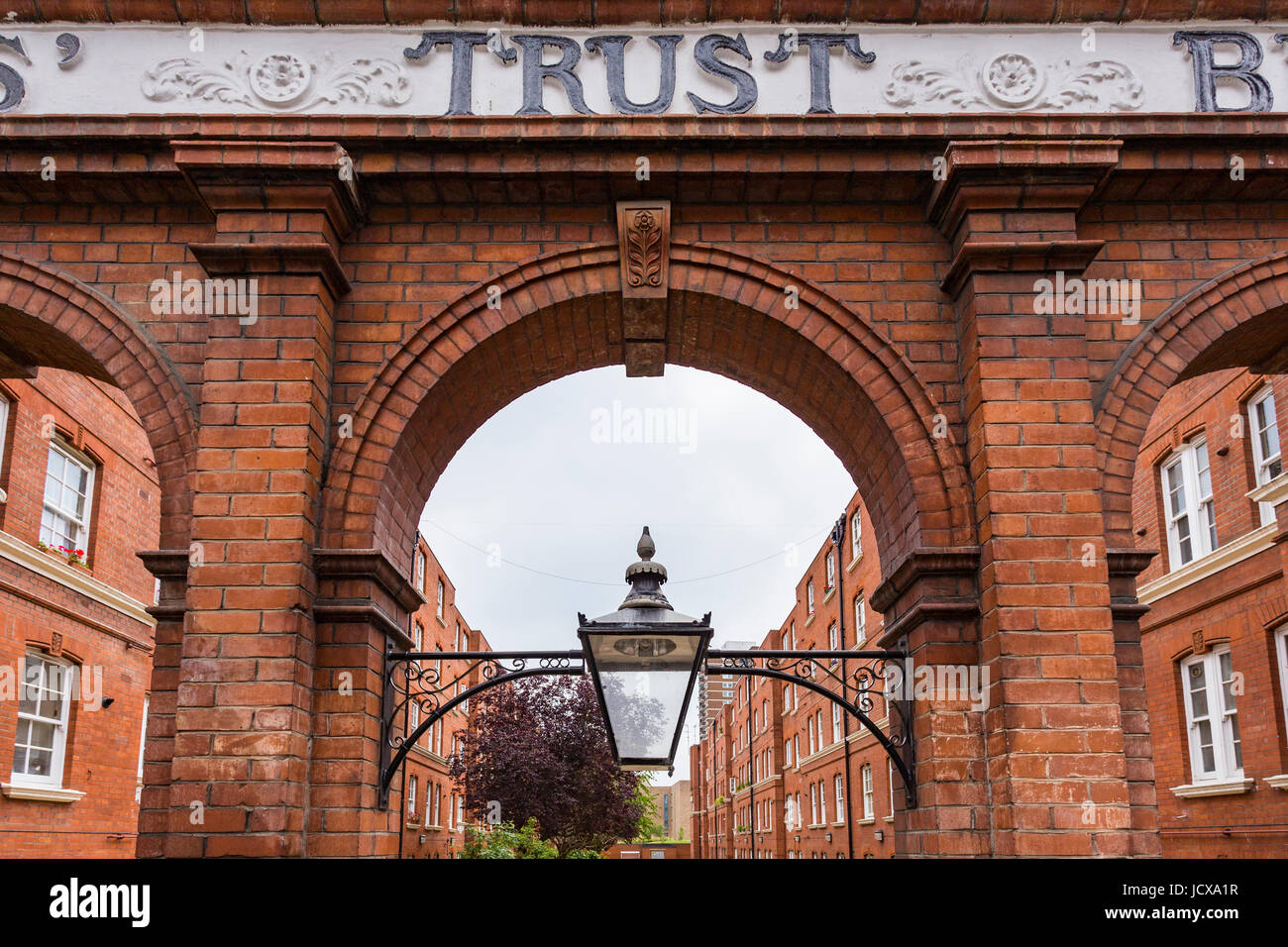 Guinness trust london hi-res stock photography and images - Alamy