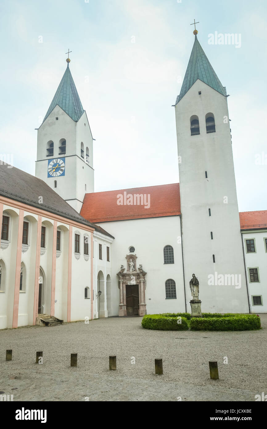 City and freising cathedral hi-res stock photography and images - Alamy