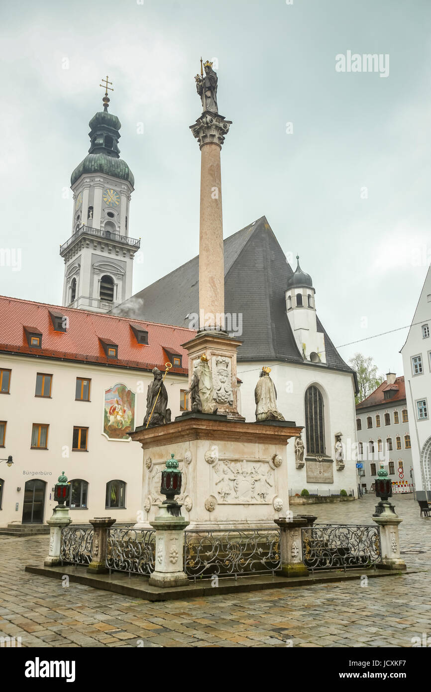 FREISING, GERMANY - MAY 8, 2017 : The Mary's Column at the town square ...