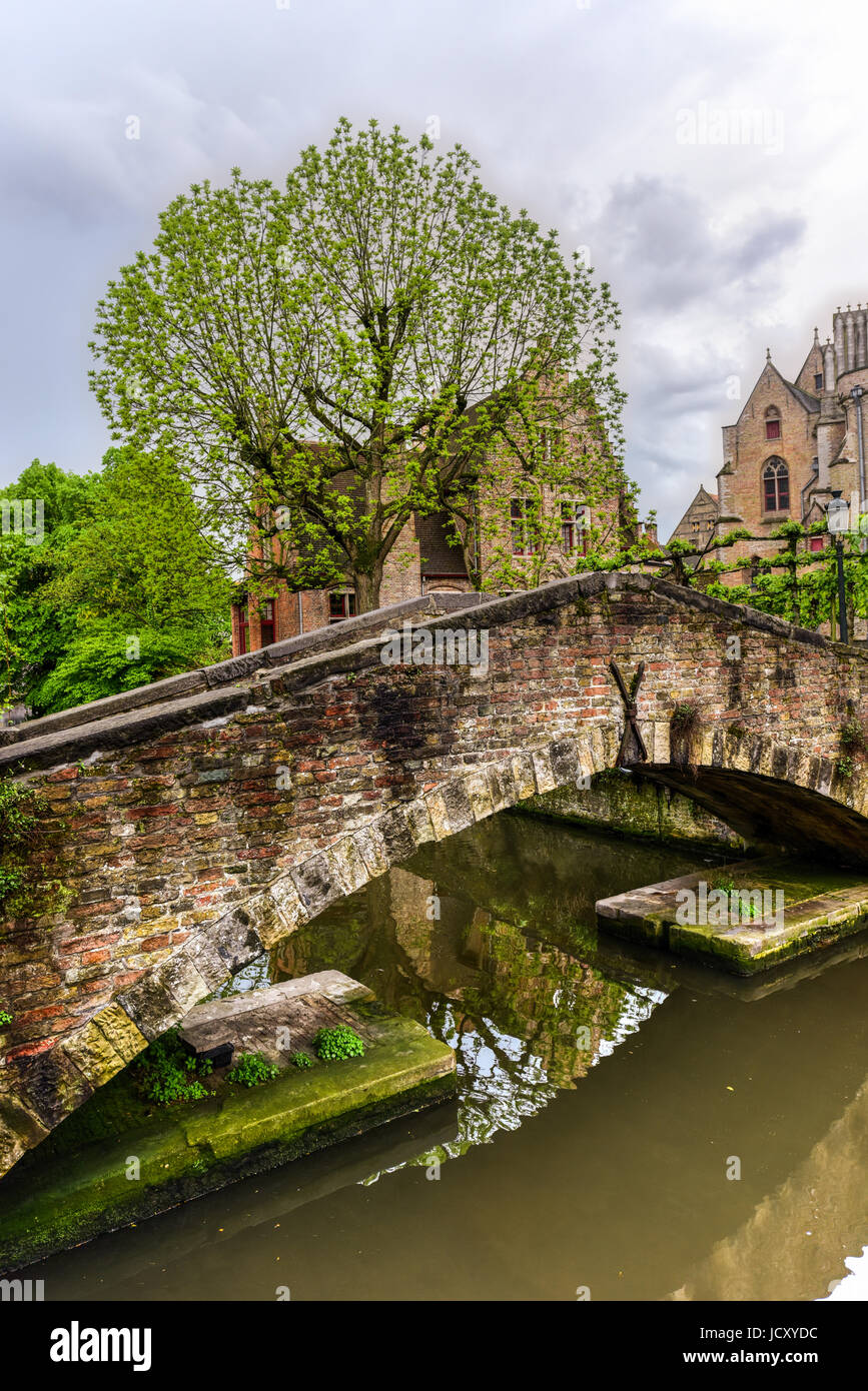 Famous medieval St Bonifacius Bridge in historic center of Bruges ...