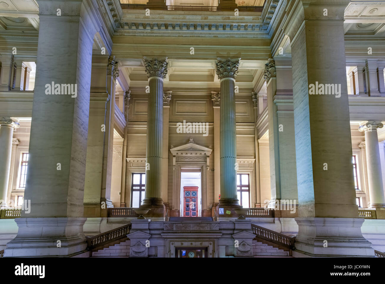 Palais de justice interior hi-res stock photography and images - Alamy