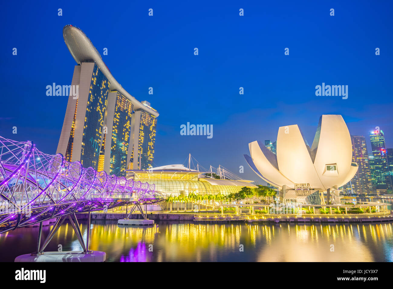 Singapore skyline, view of Singapore city at night Stock Photo - Alamy