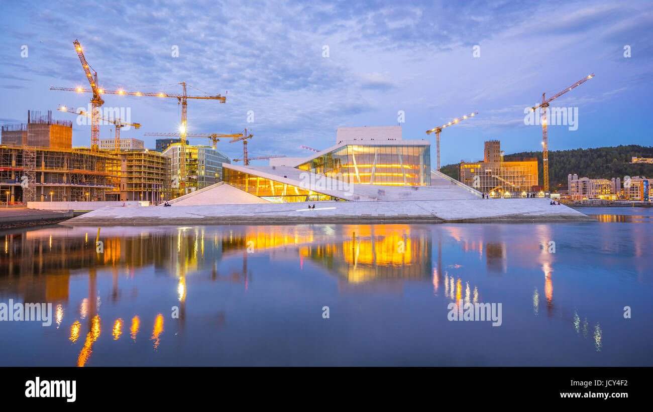 Oslo Opera House Night High Resolution Stock Photography and Images - Alamy